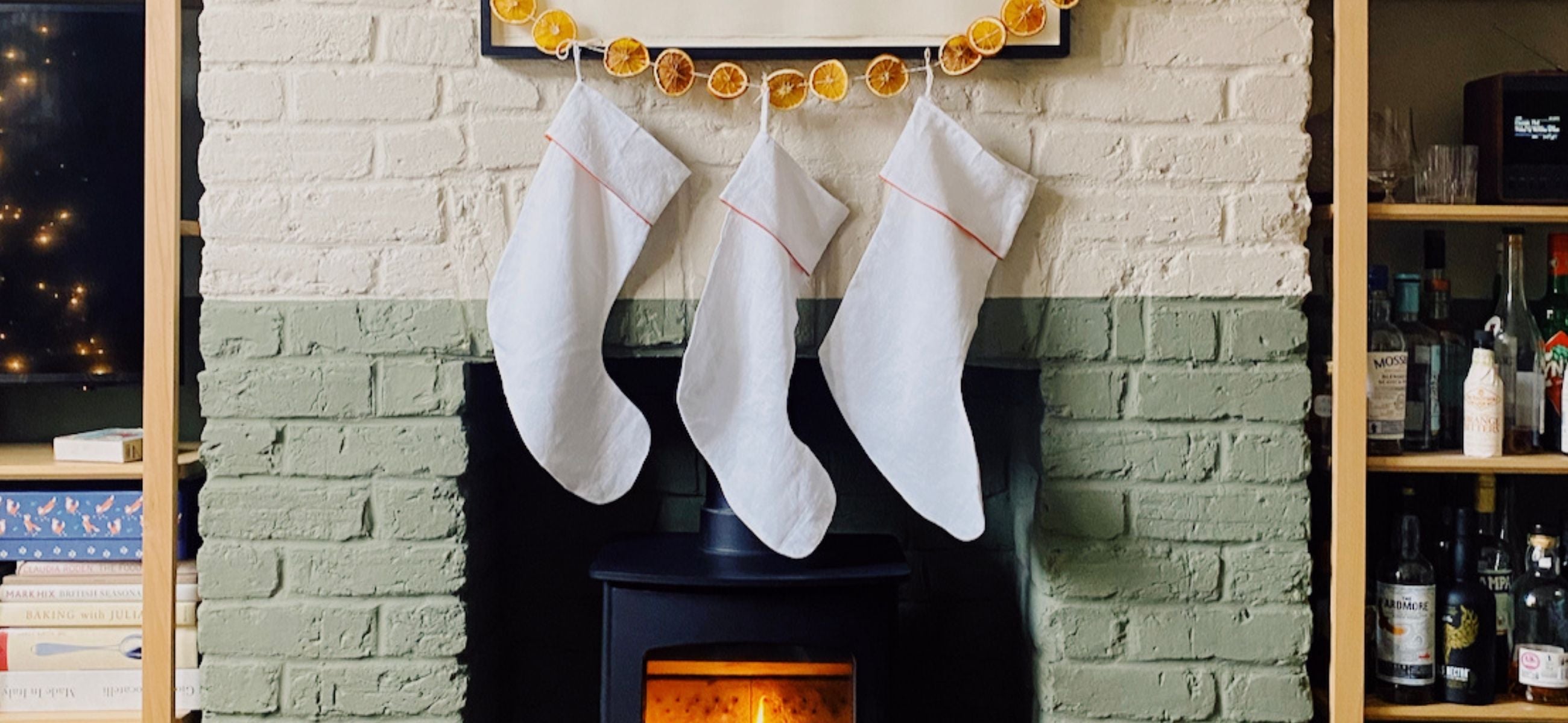 How To Make Your Own Linen Christmas Stockings | Piglet in Bed US