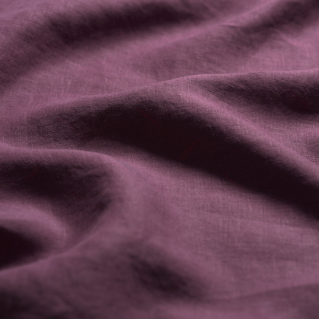 Berry Linen Blend Pillowcase (Pair) | Piglet in Bed US