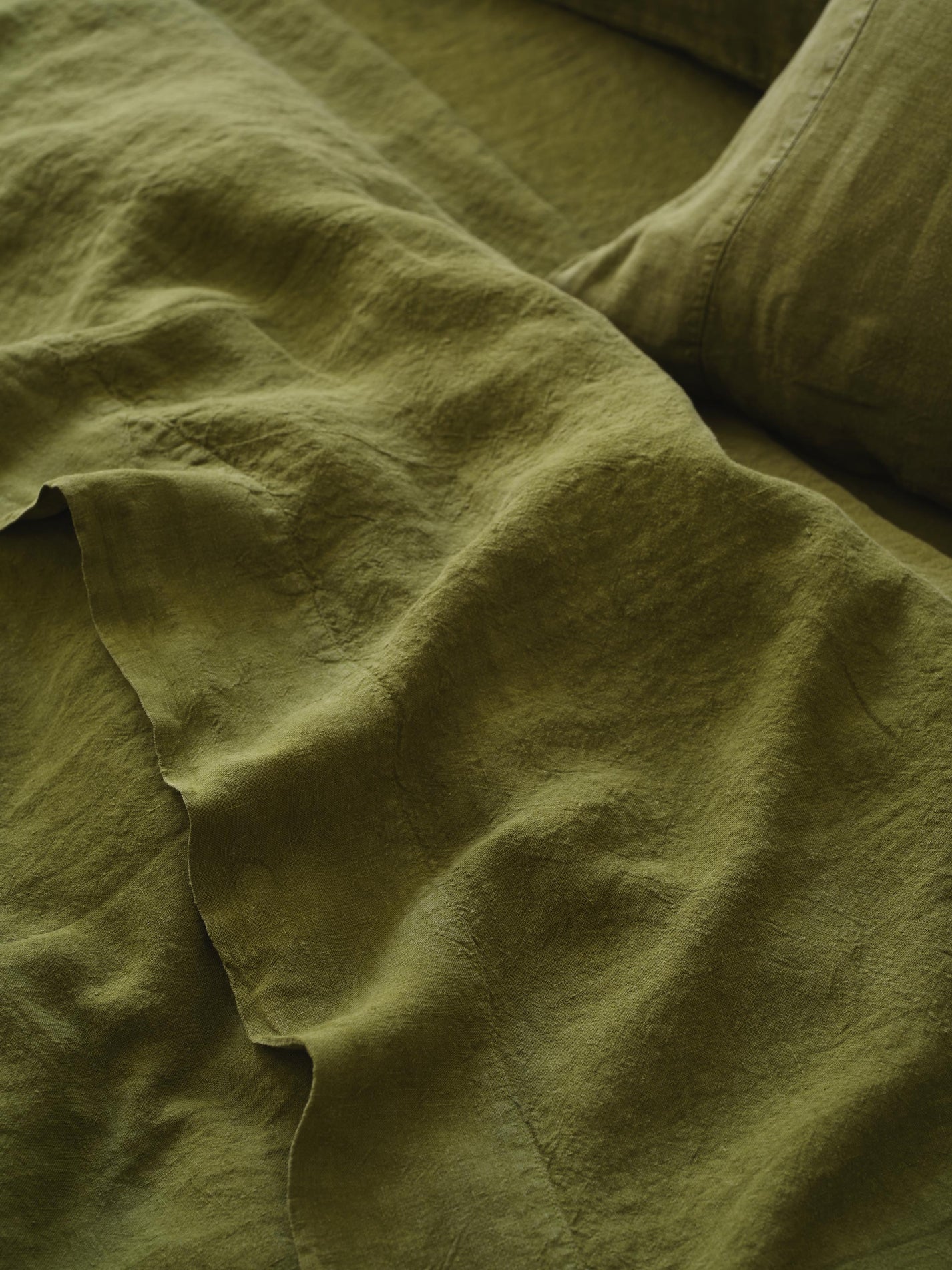 Botanical Green Linen Blend Pillowcases (Pair) | Piglet in Bed US