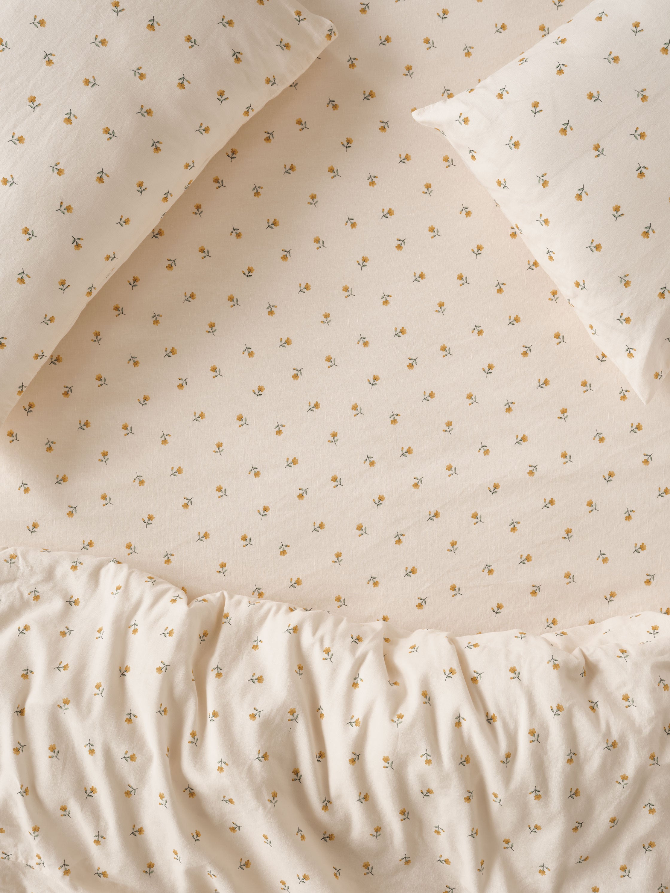 Honey Posy Bud Linen Blend Fitted Sheet | Piglet in Bed US