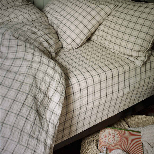 Plaid Linen Bedding | Piglet in Bed US