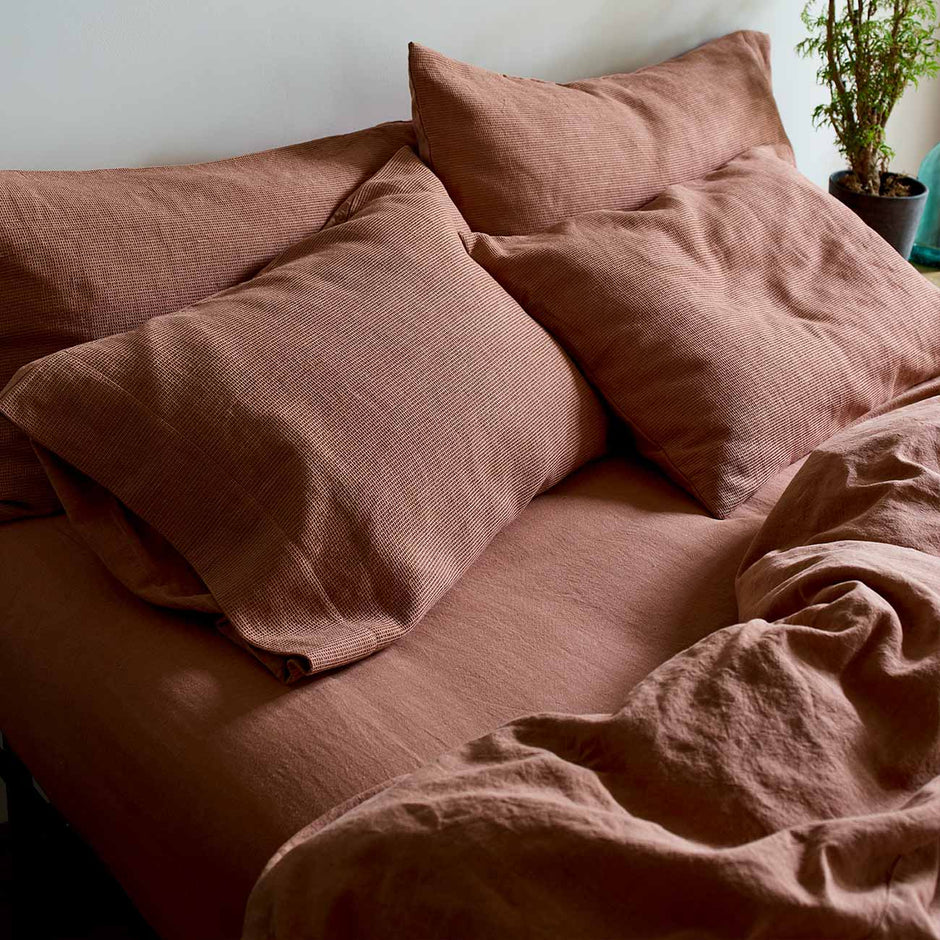 Linen Fitted Sheets | Piglet in Bed US