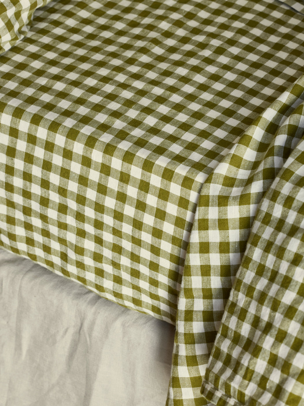 Botanical Green Gingham 100% Linen Fitted Sheet | Piglet in Bed US
