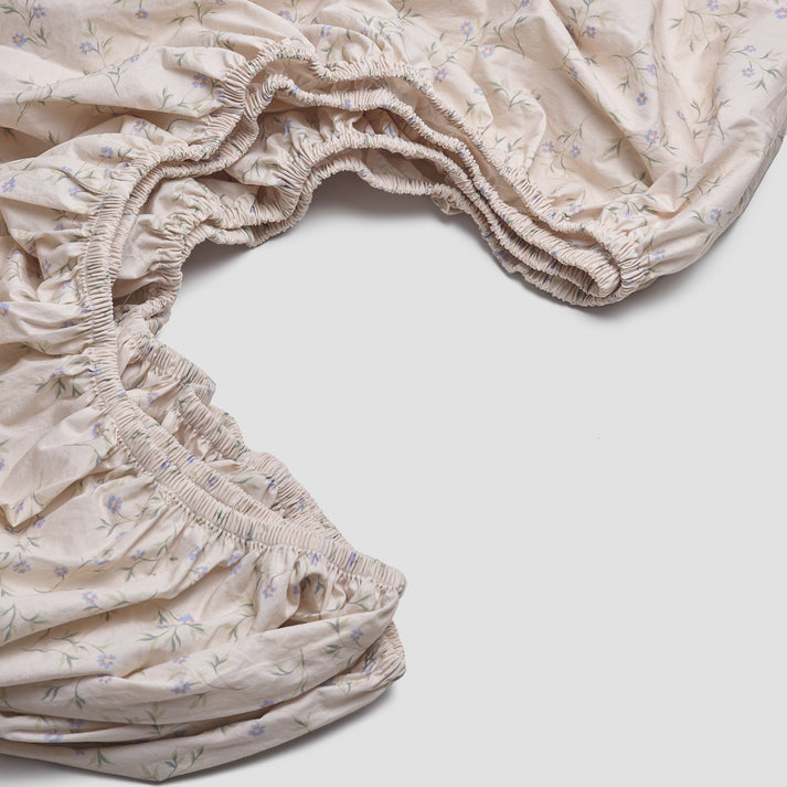 Spring Sprig Cotton Fitted Sheet | Piglet in Bed US